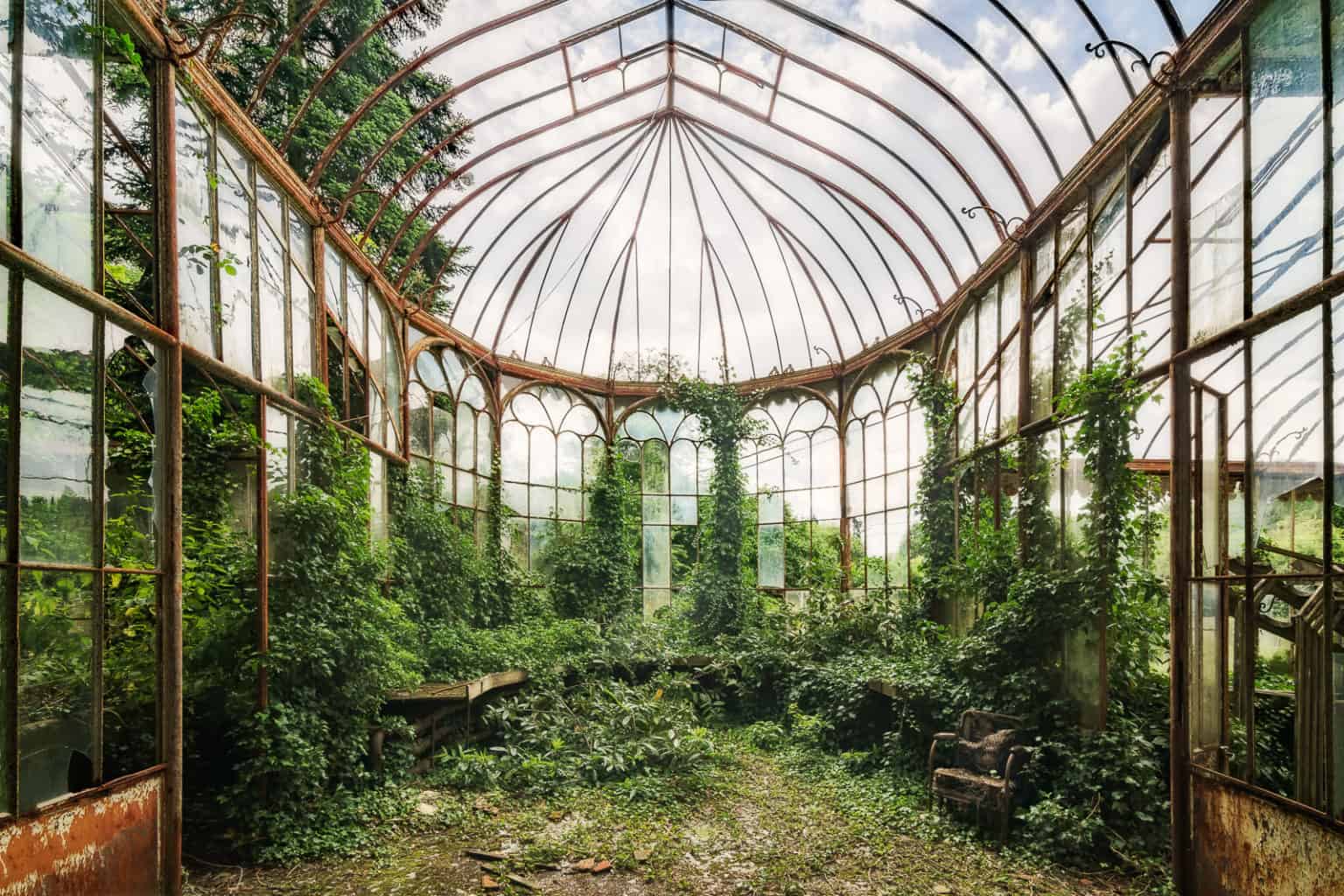 Obsidian Urbex Photography | Urban Exploration | Abandoned Locations