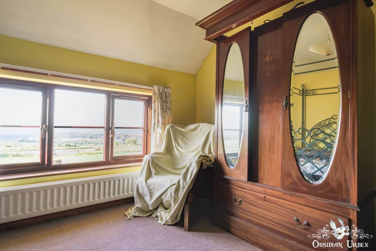 Redwall Cottage, England - Obsidian Urbex Photography | Urban ...