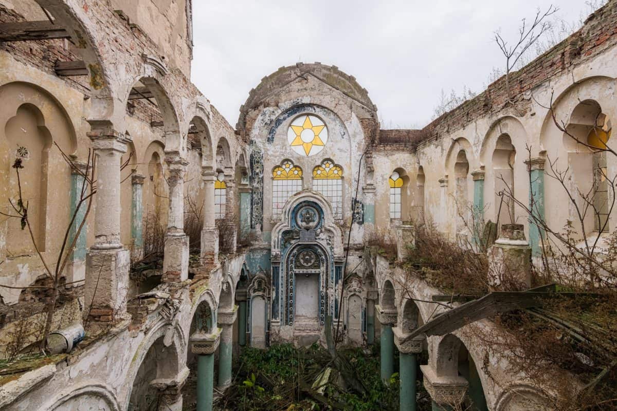 Chateau Verdure, France - Obsidian Urbex Photography | Urban ...