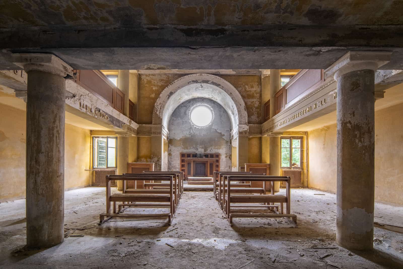 Abandoned Hospitals And Medical Locations - Obsidian Urbex Photography ...