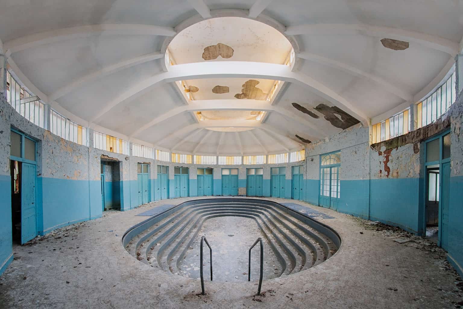 Abandoned Hospitals And Medical Locations - Obsidian Urbex Photography ...