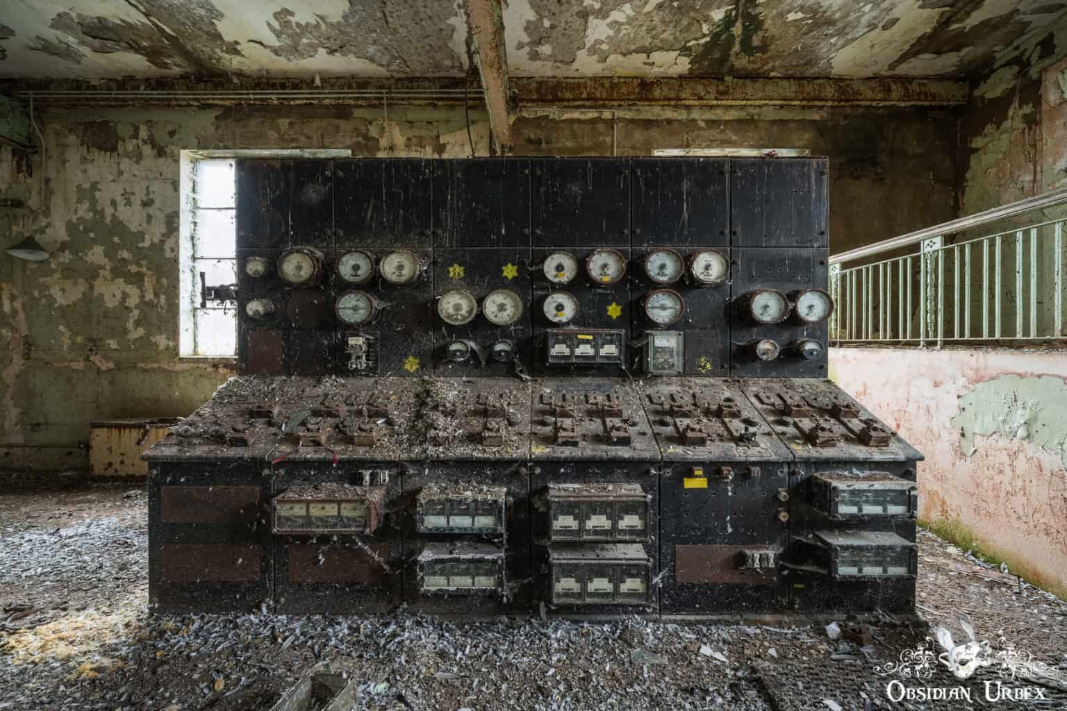 Agecroft A Primary Substation, England - Obsidian Urbex Photography ...