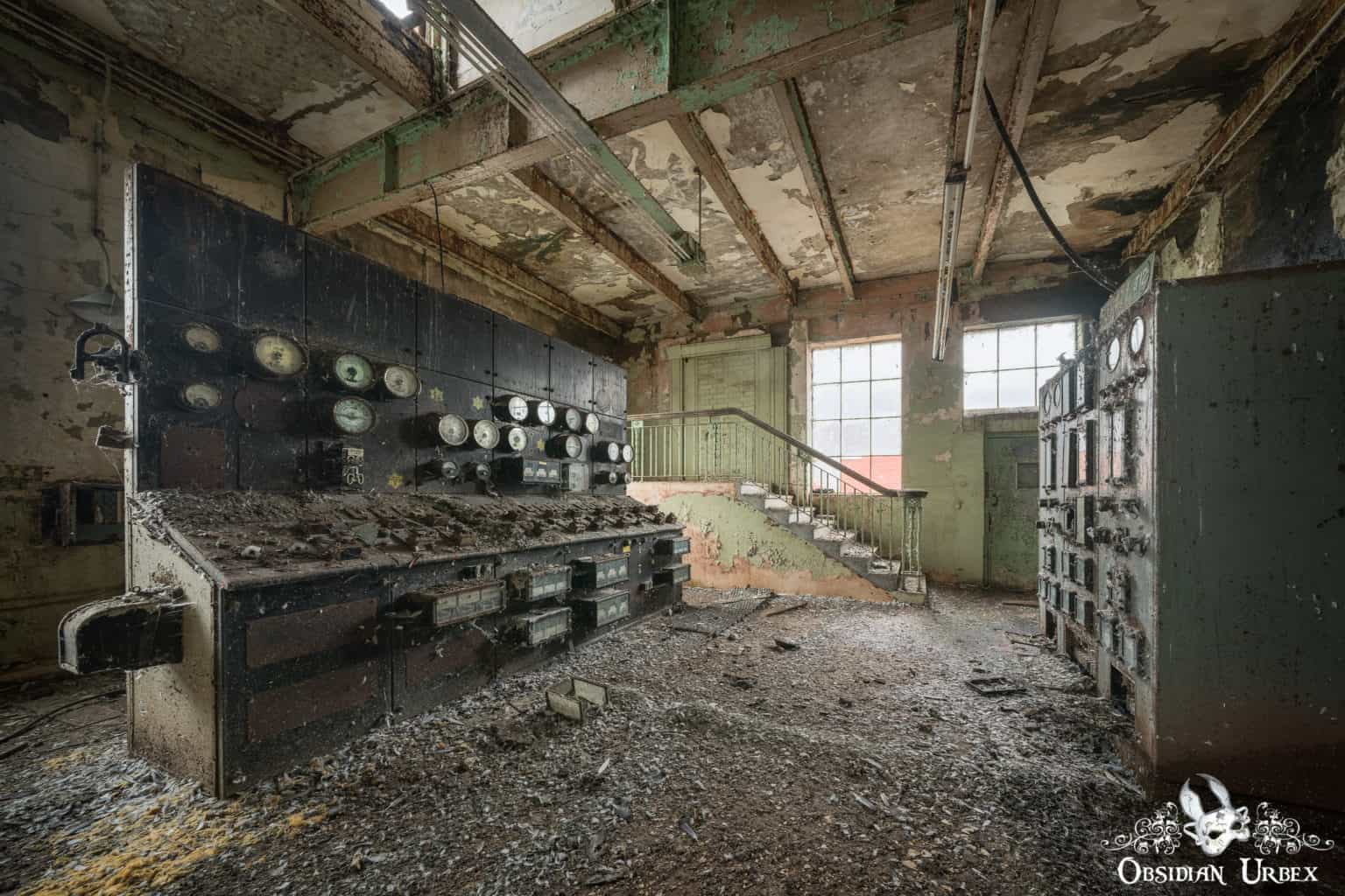 Agecroft A Primary Substation, England - Obsidian Urbex Photography ...
