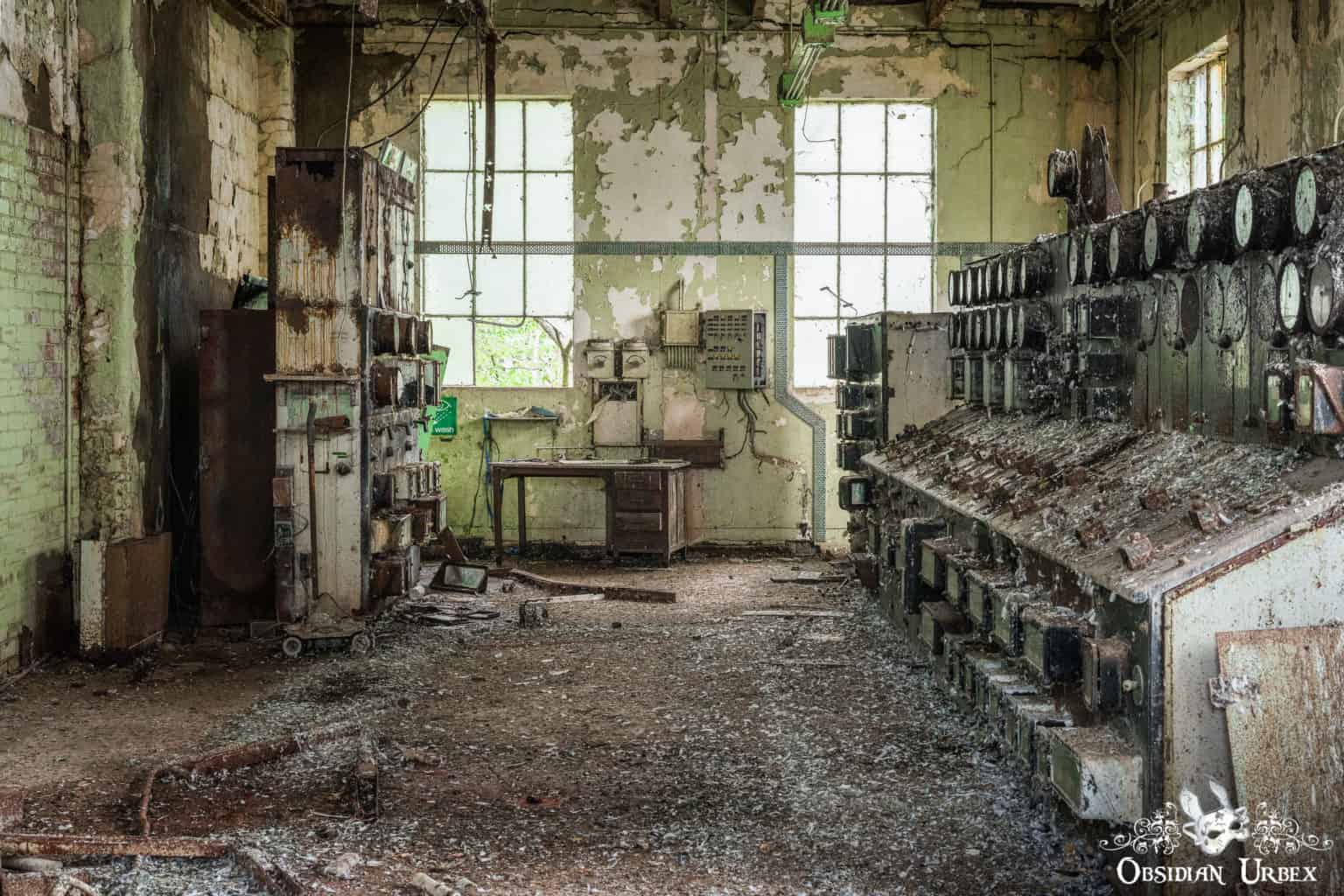 Agecroft A Primary Substation, England - Obsidian Urbex Photography ...