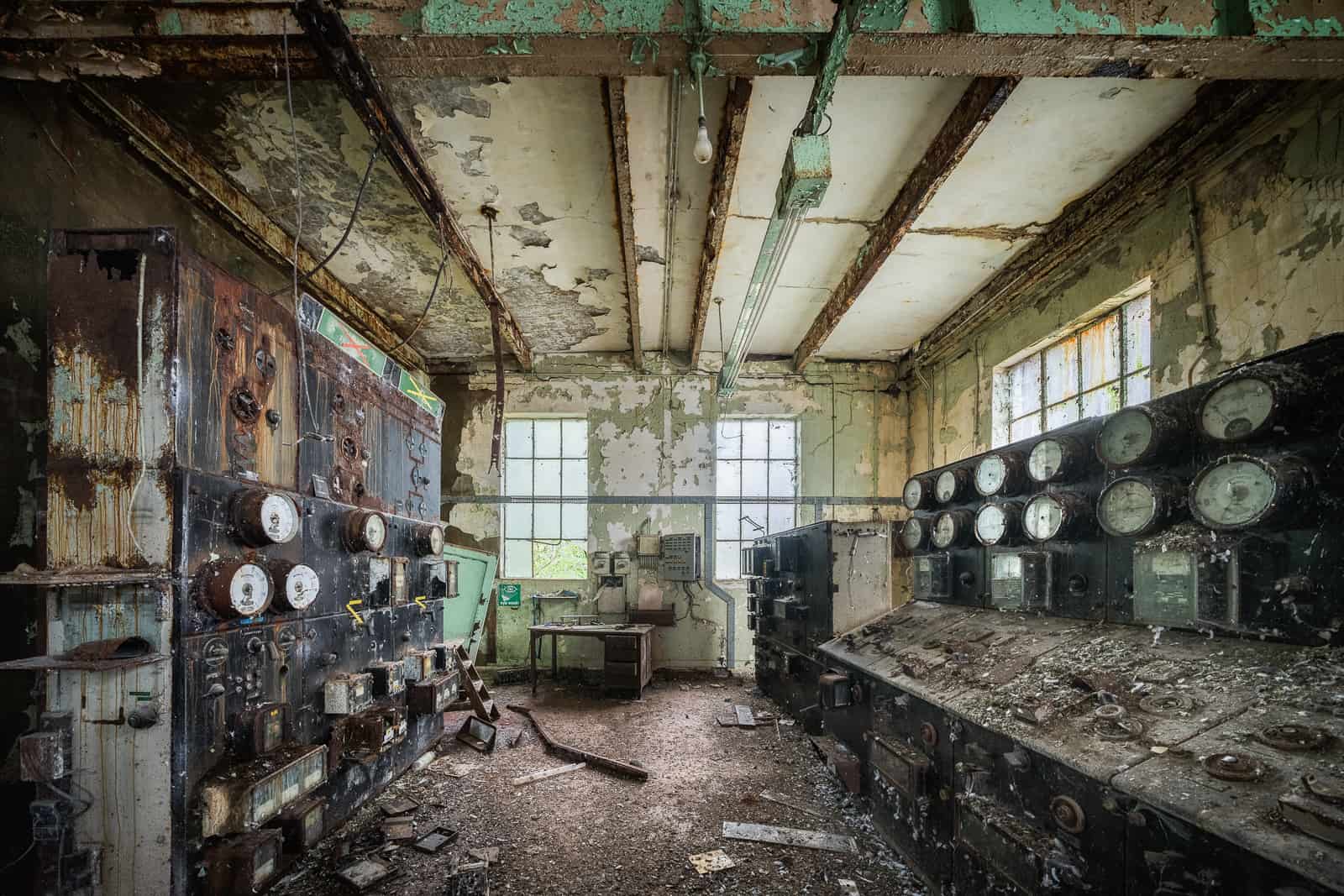 Agecroft A Primary Substation, England - Obsidian Urbex Photography ...