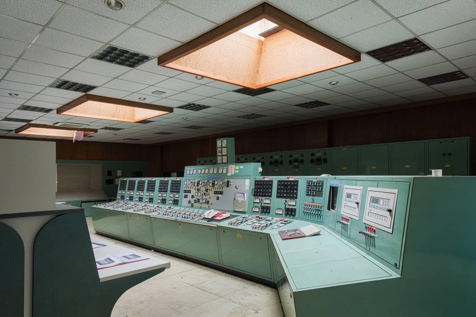 Abandoned Steel Factory With Three Control Rooms - Web Story - Obsidian ...