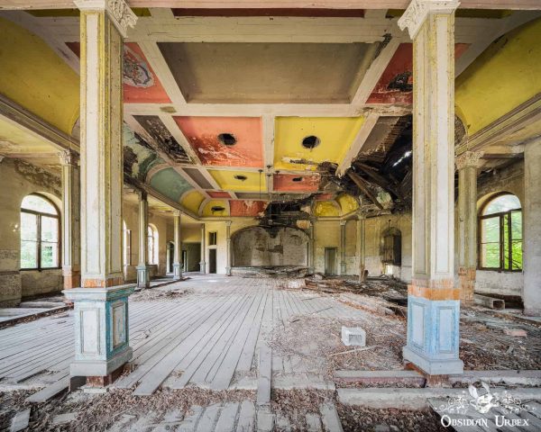 Ballsaal Lego / Ballhaus Caro, Germany - Obsidian Urbex Photography ...