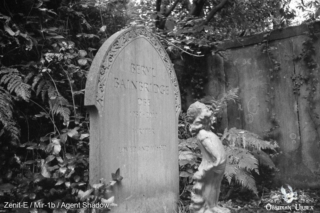 Kosmo Foto Agent Shadow 400 (35mm film) Review & Photos - Obsidian ...